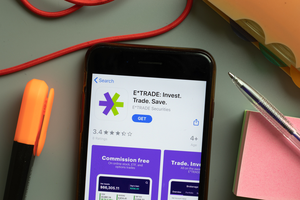 E*Trade Online Brokerage Review 2025 | MoneyRates